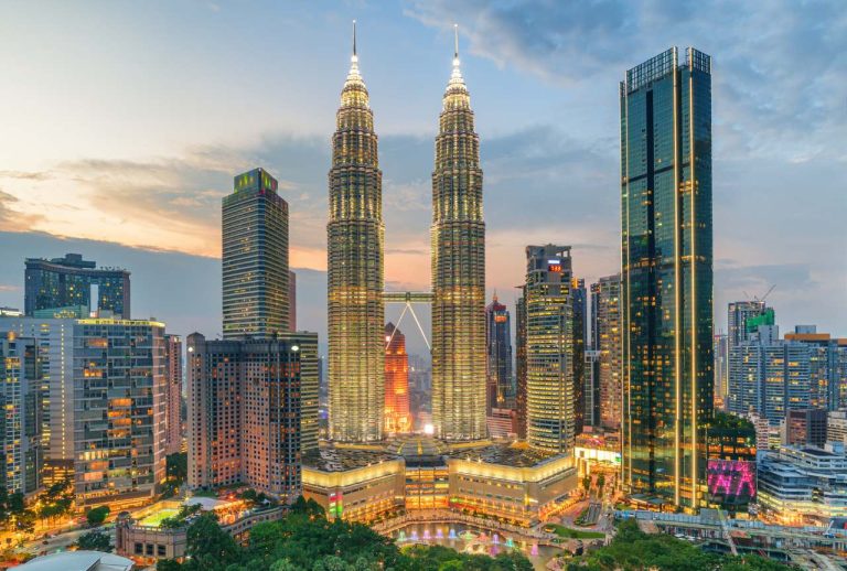 Private Chauffeur Service in Kuala Lumpur - LimoLane